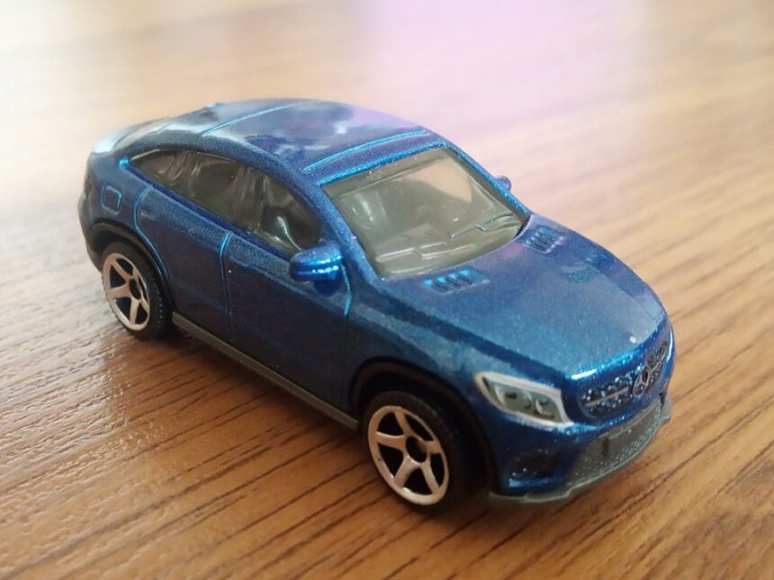 Matchbox Mercedes-Benz GLE Coupe (FHG69) – Uncarded – Crazy 4 Diecasts