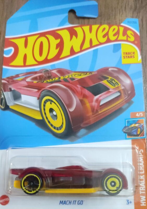 Hot Wheels – Mach It Go (HKK40) – Crazy 4 Diecasts
