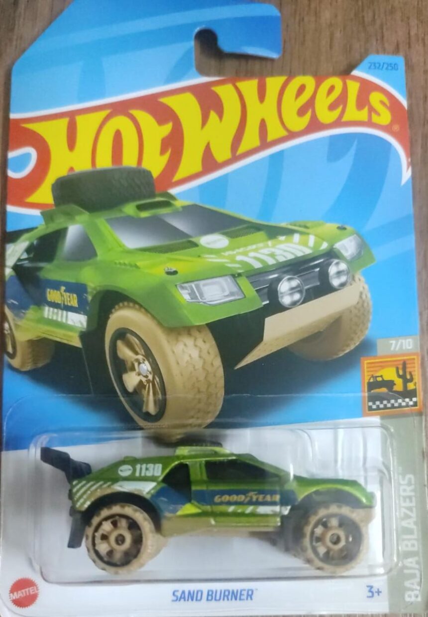 Hot Wheels – Sand Burner (HKG77). – Crazy 4 Diecasts