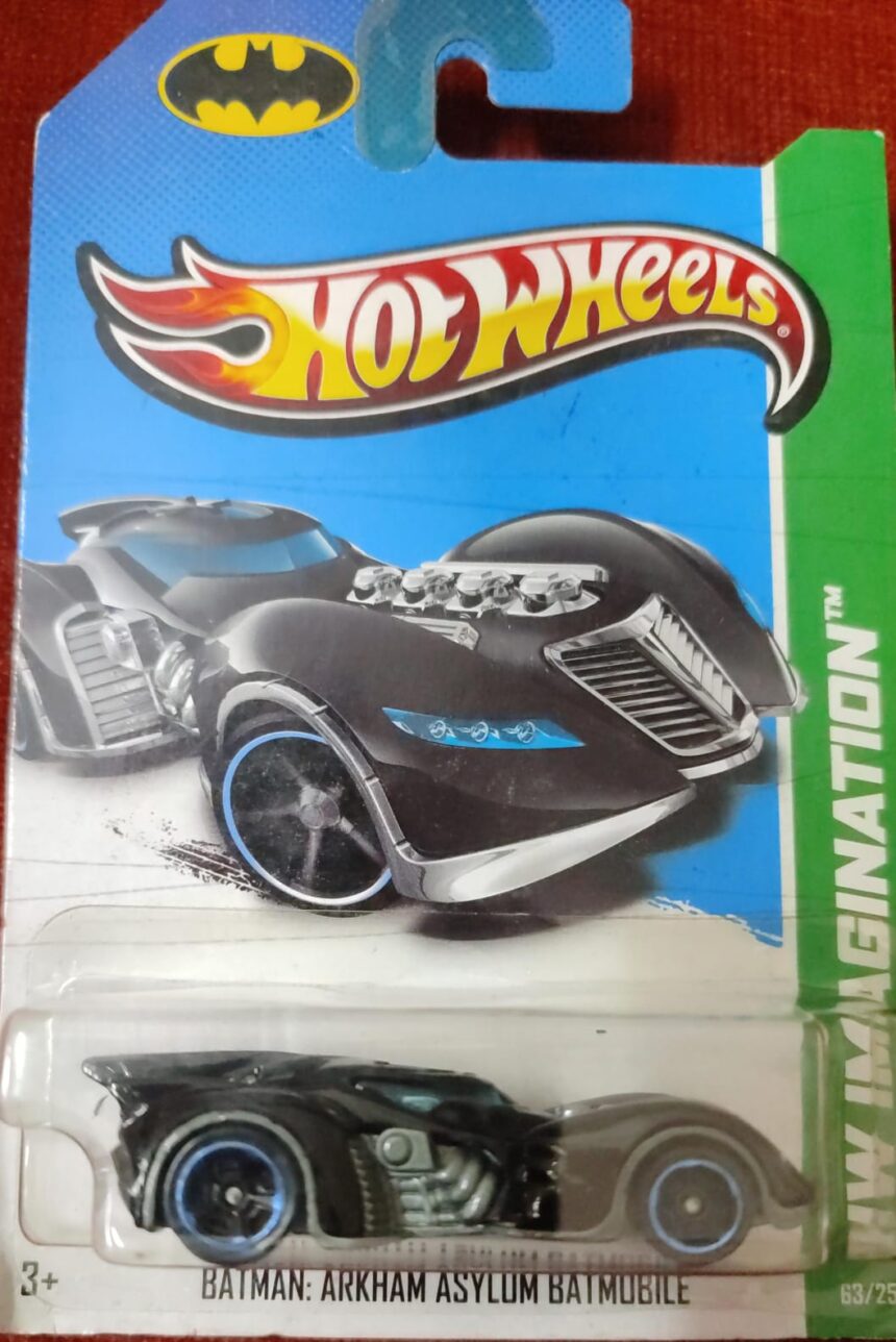 Hot Wheels – Arkham Asylum Batmobile (X1711). – Crazy 4 Diecasts