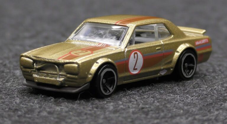 Hot Wheels – Nissan Skyline H/T 2000 GT X (T9703) – Uncarded. – Crazy 4 ...